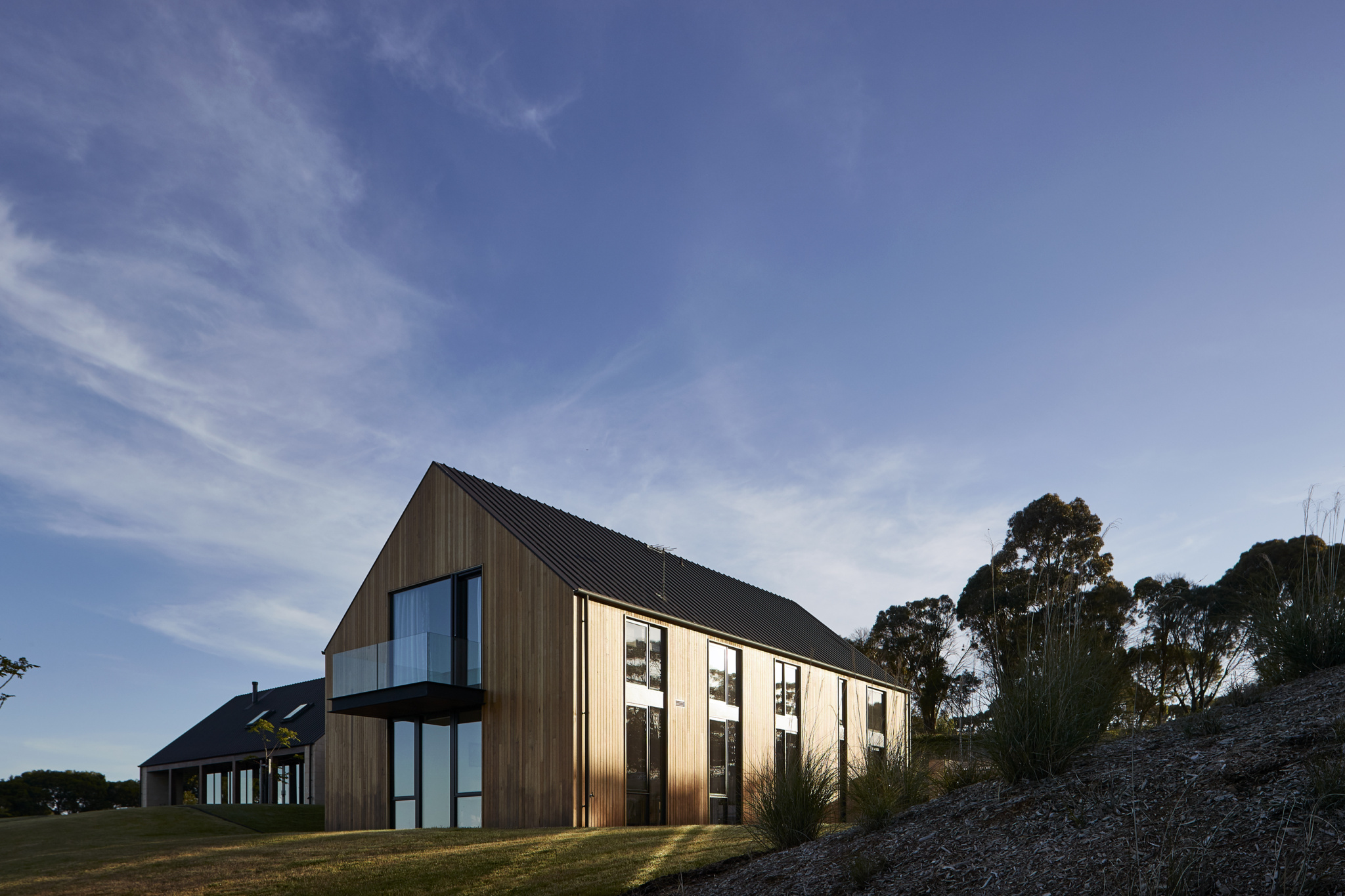 Abe McCarthy Architects & Alice Villella Interior Design : Flinders ...