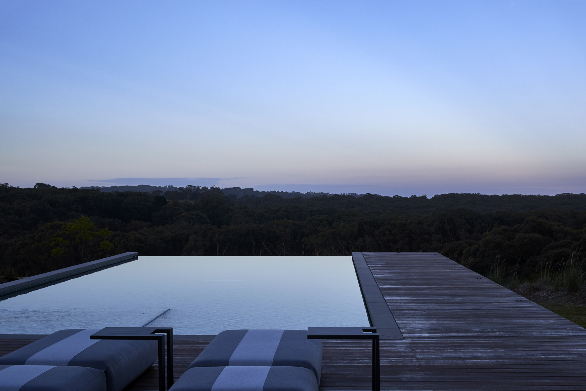 Abe McCarthy Architects & Alice Villella Interior Design : Flinders ...